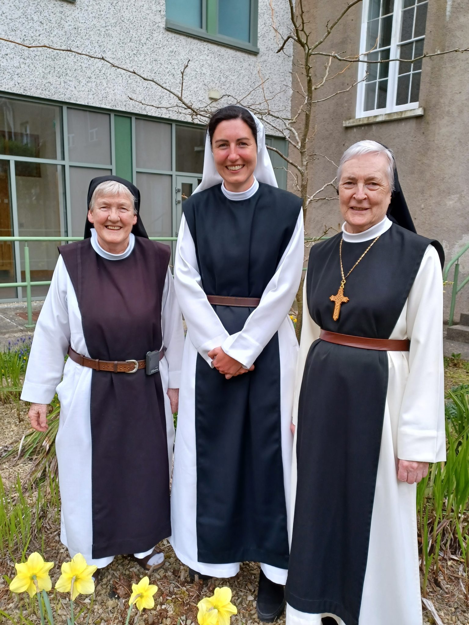 Sr Laura Makes First Profession